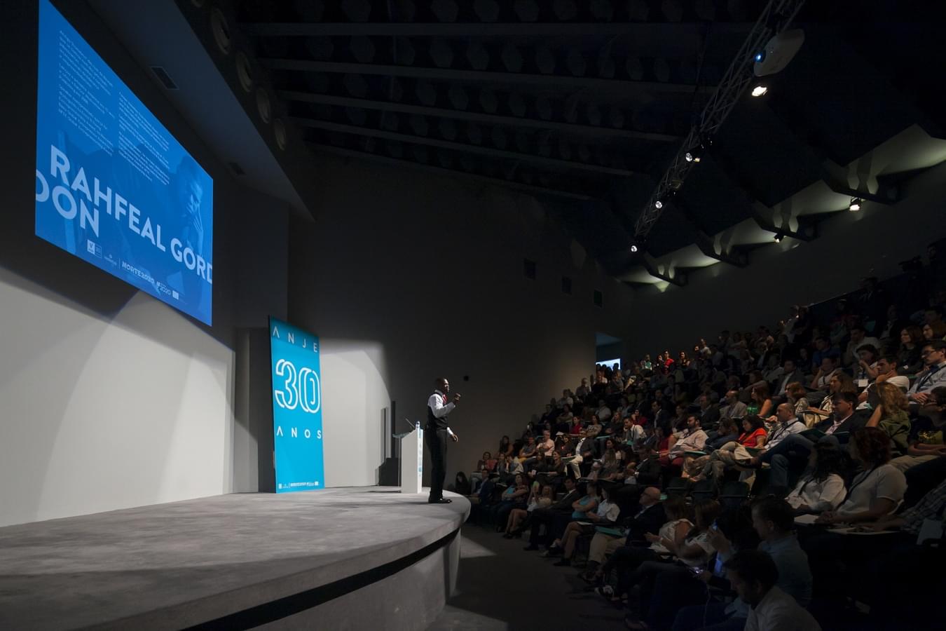 Apresentação - Anje :: Associação Nacional de Jovens Empresários